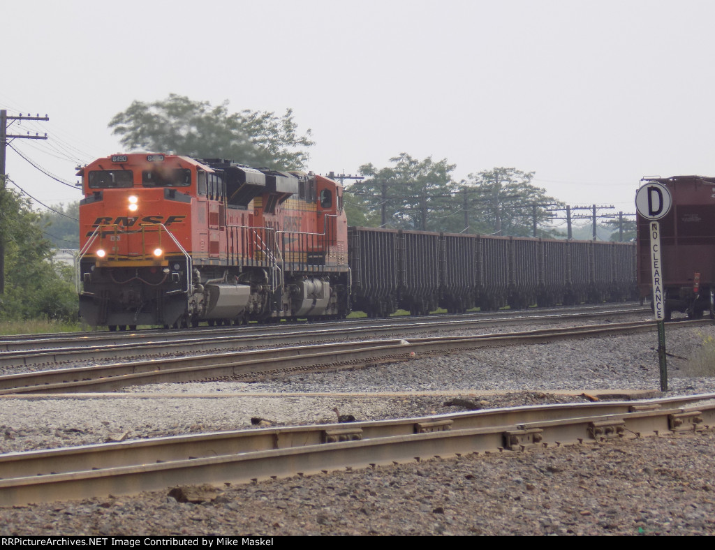 BNSF 8490